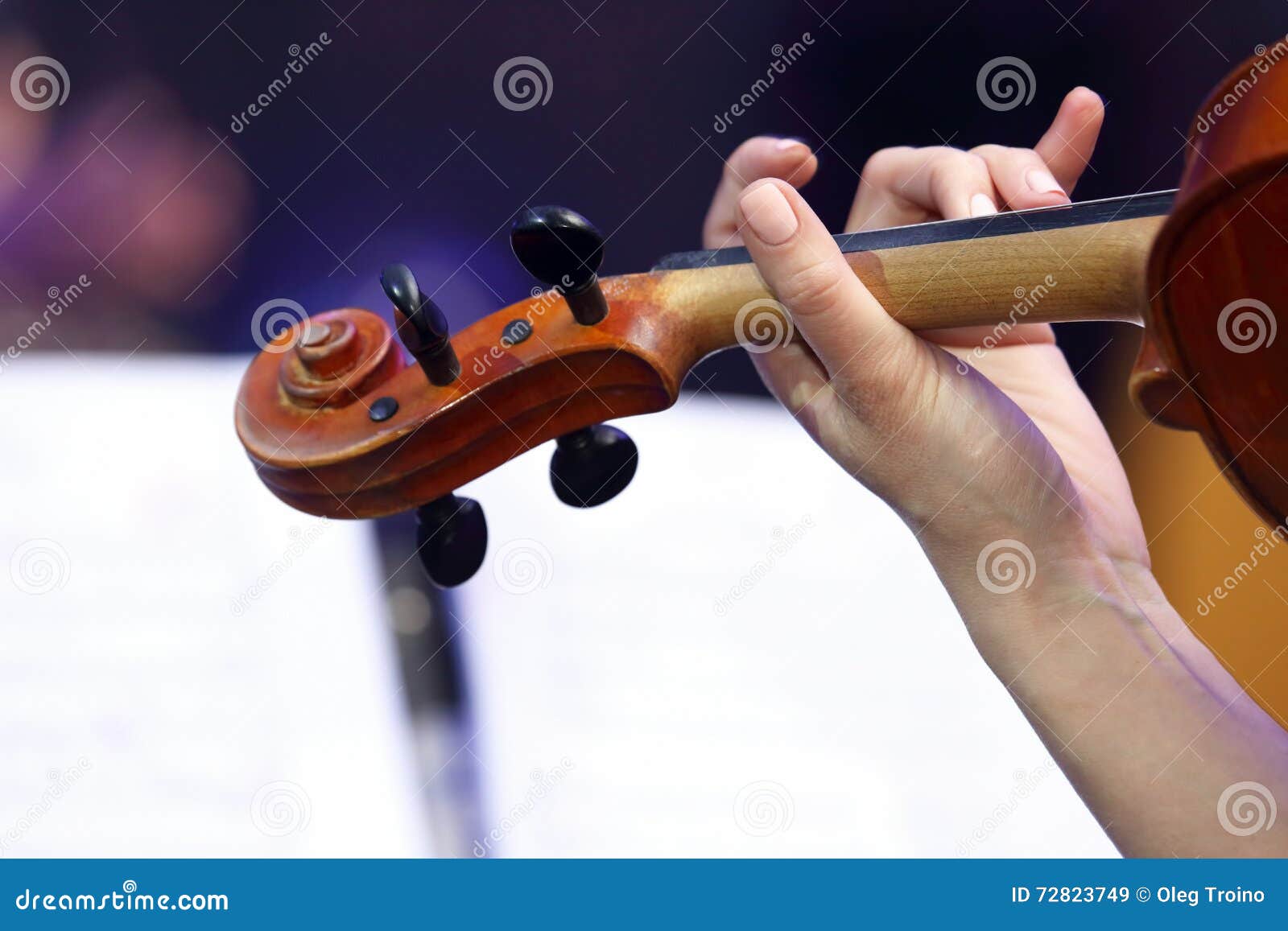 Woman Hand Playing the Violin Close Up Stock Image - Image of musician ...