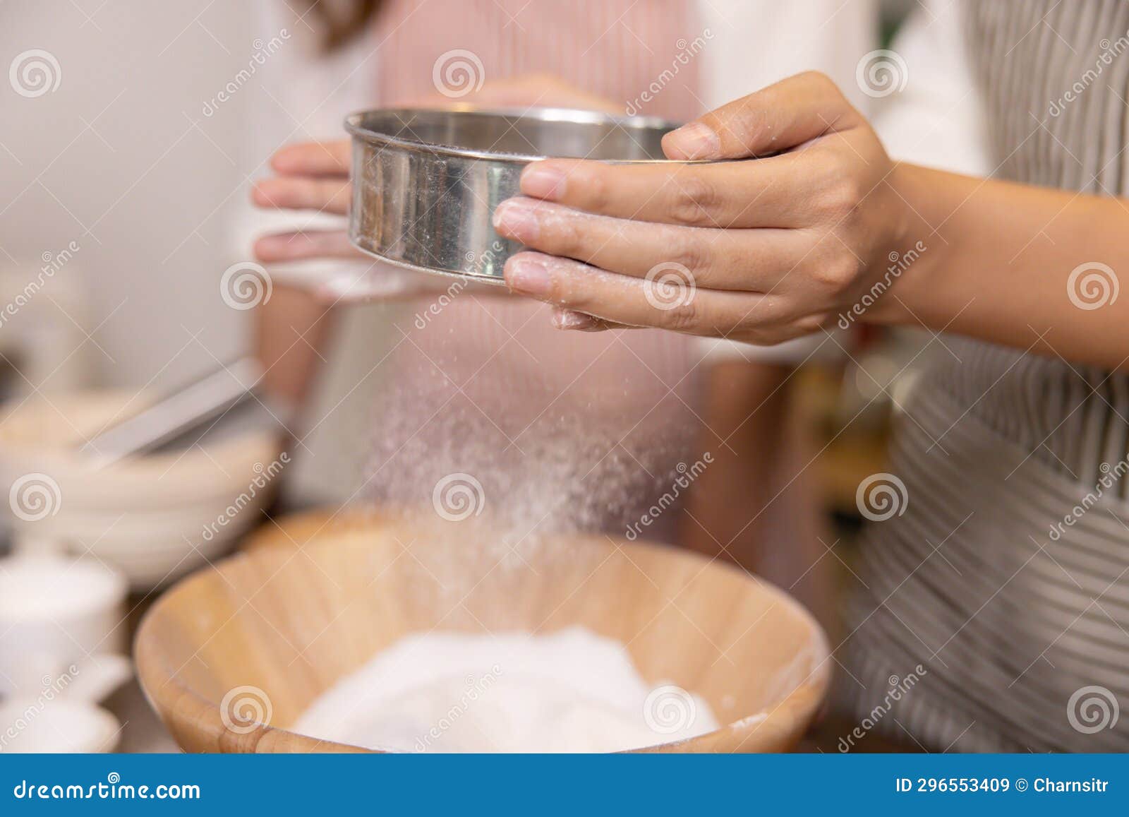 Woman Hand Sifting Bread Flour before the Process of Kneading Dough ...