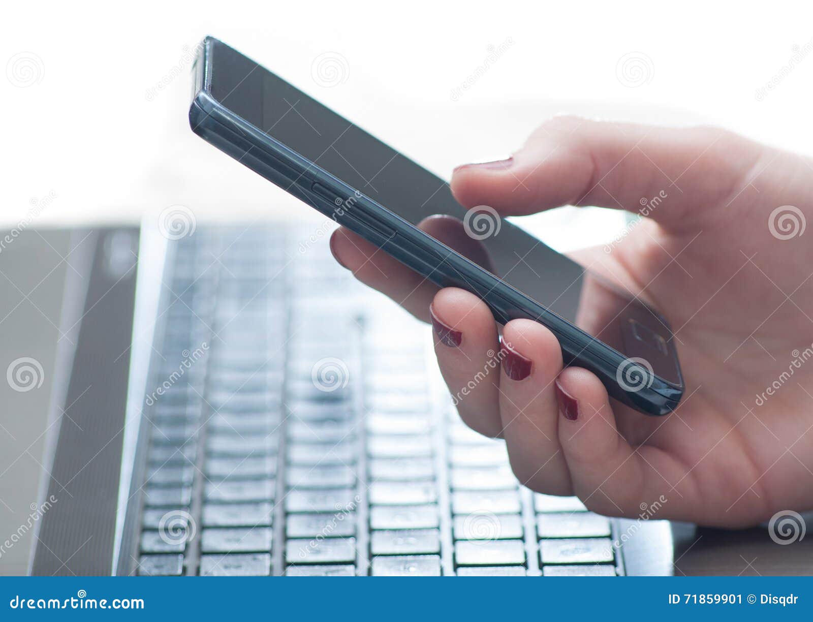 Woman Hand Typing on Mobile Phone in Office Stock Image - Image of ...