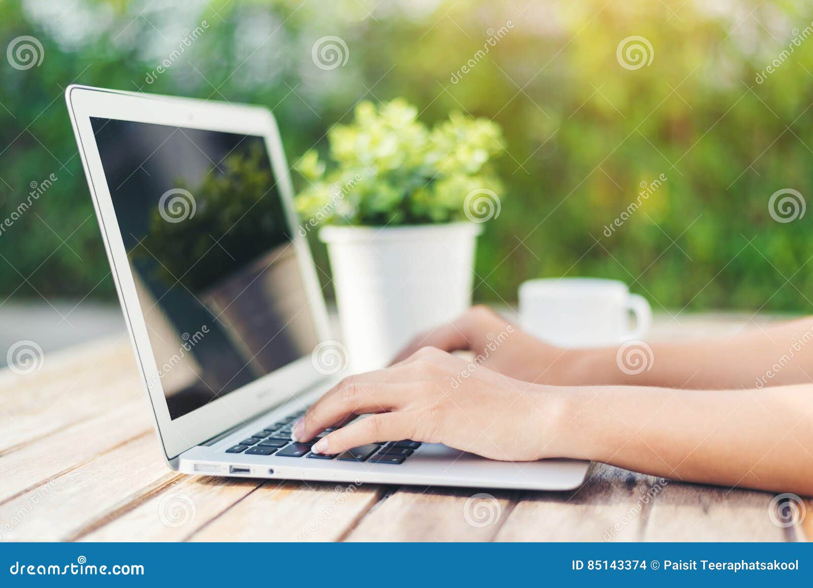 Woman Hand Using Laptop Compute Stock Photo - Image of keyboard ...