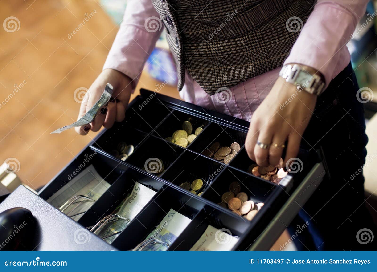 Woman Hands on Cash Register Stock Image - Image of monetary, spend ...
