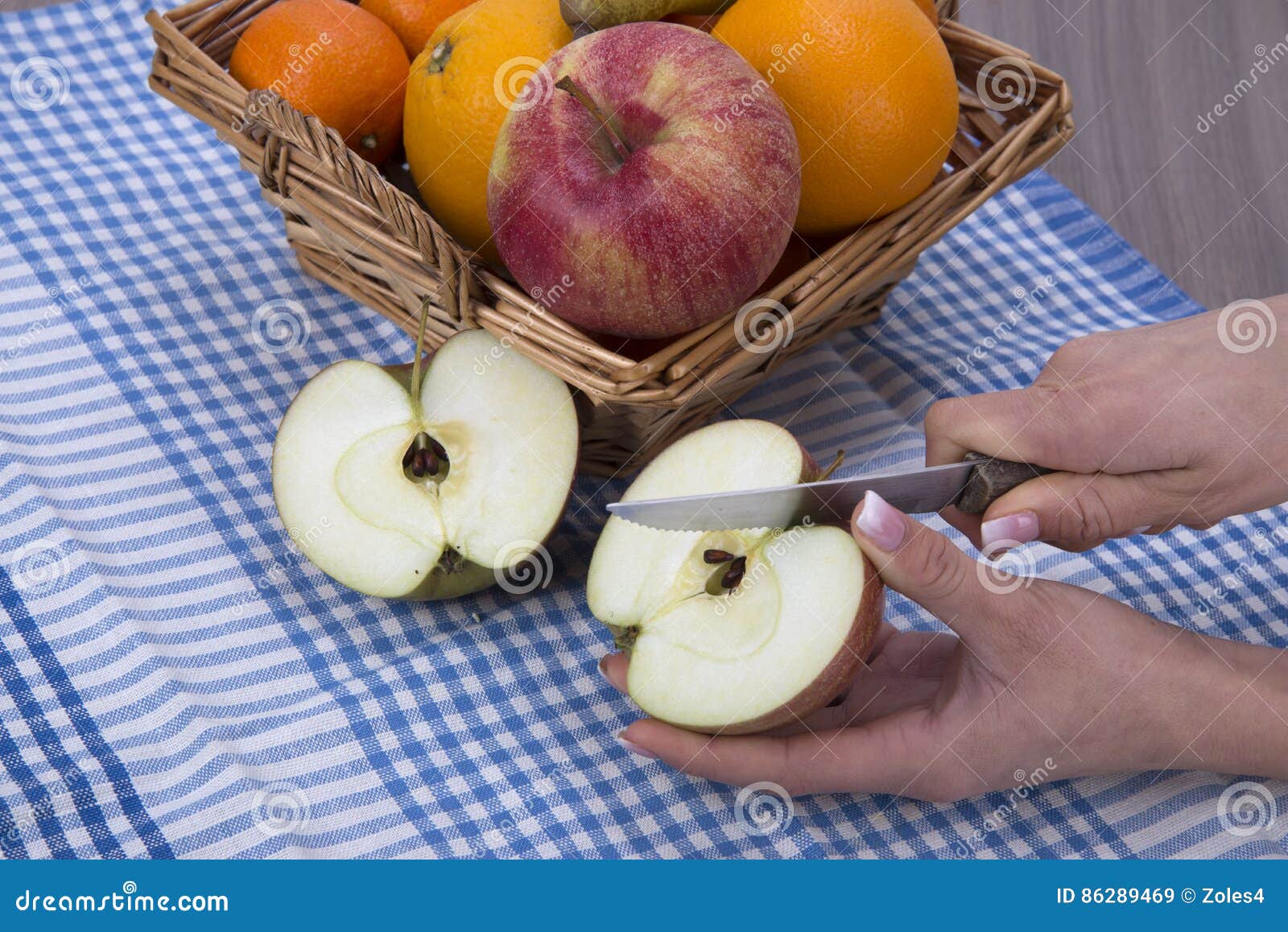 Woman Hands Peeling an Apple Stock Image - Image of orange, fresh: 86289469