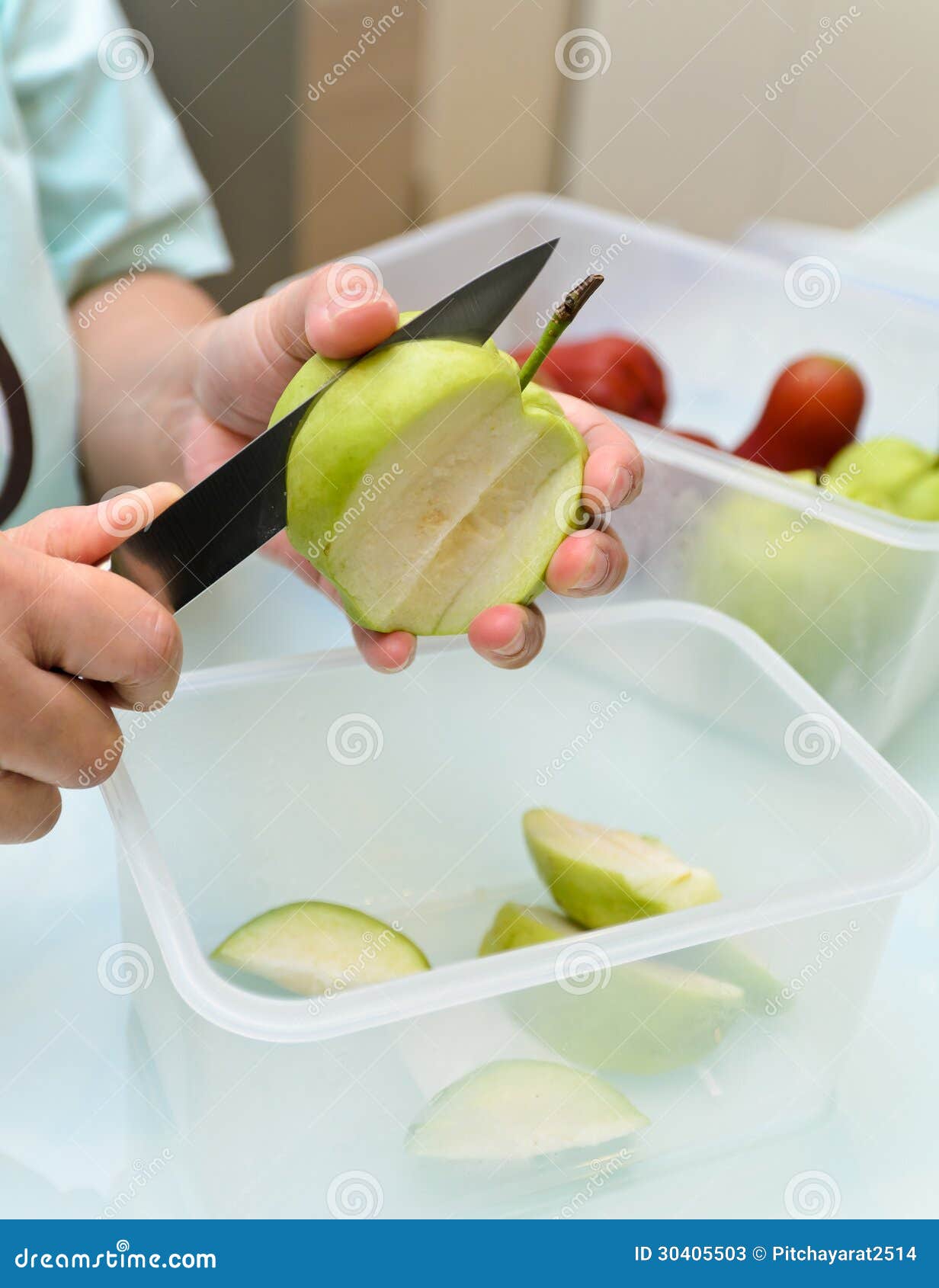 A Woman Hands Peeling Guava Stock Image - Image of adult, healthy: 30405503