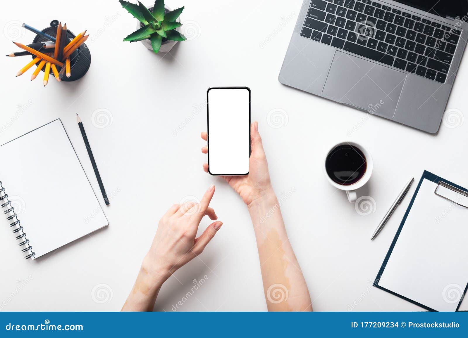 Woman Hands Using Cellphone in Office while Working Stock Photo - Image ...