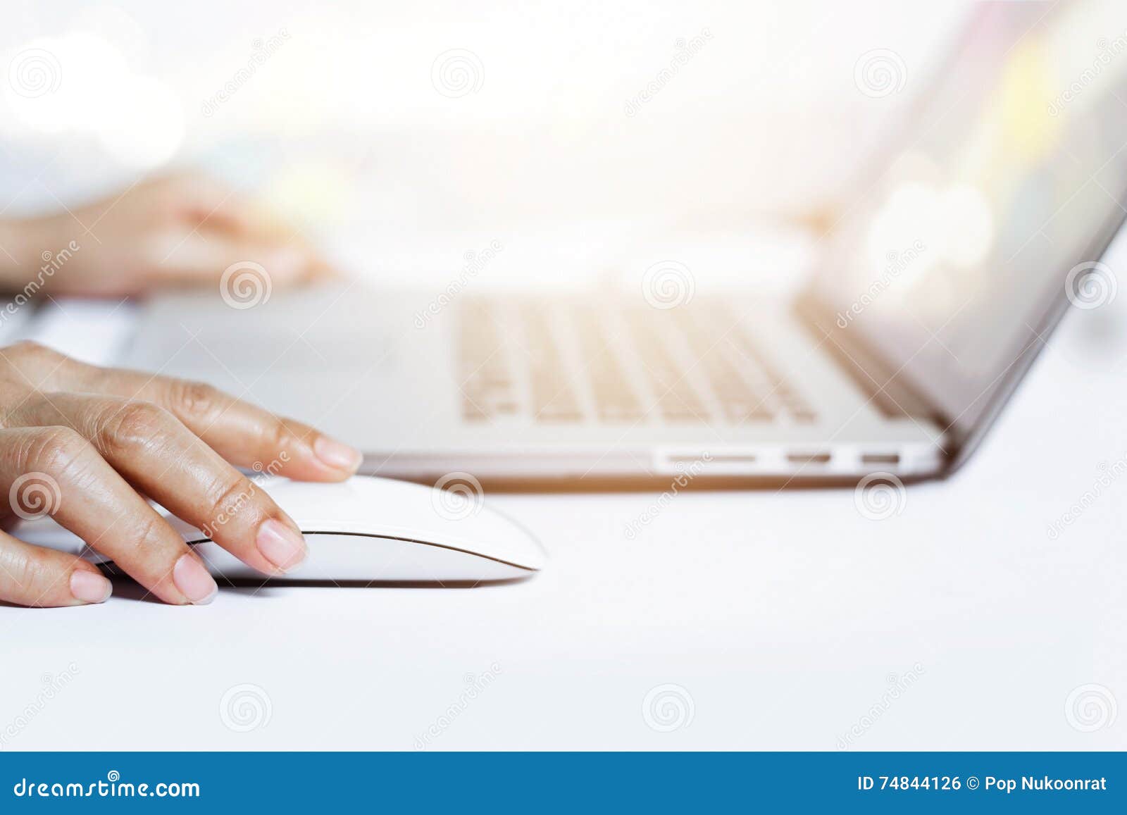 Using Mouse Stock Photography | CartoonDealer.com #6013718