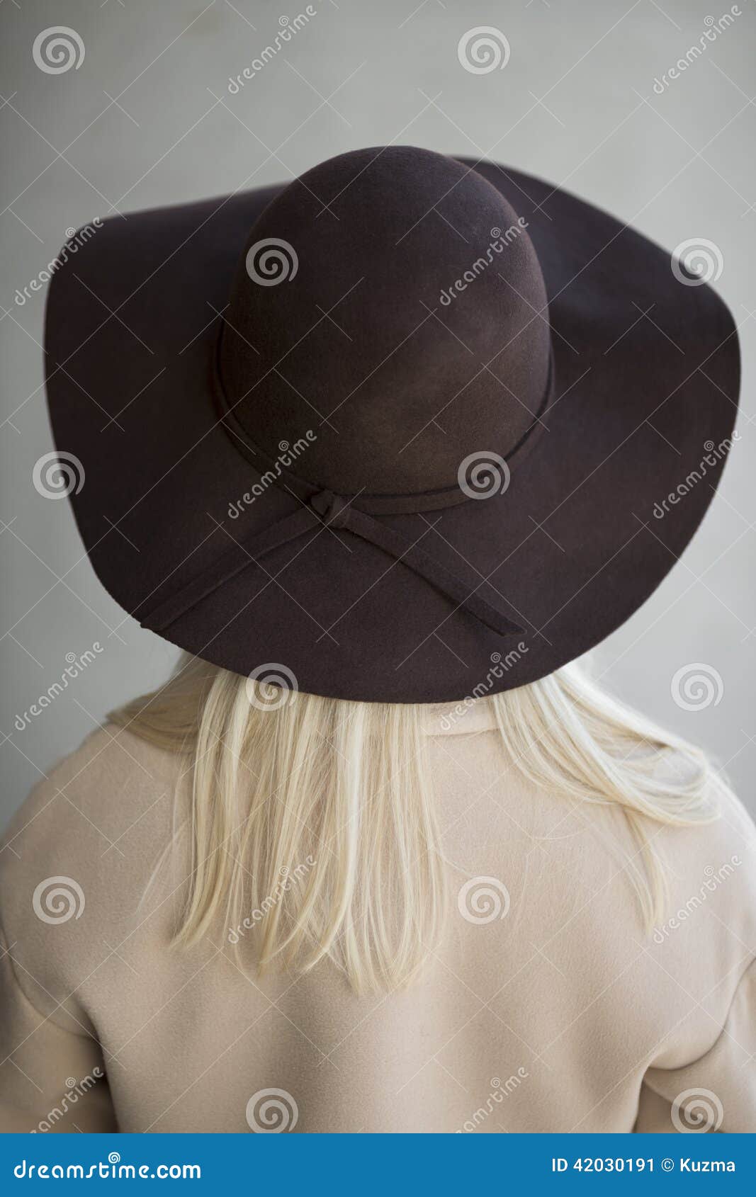 Woman with Hat from Behinde Stock Image - Image of cool, woman: 42030191