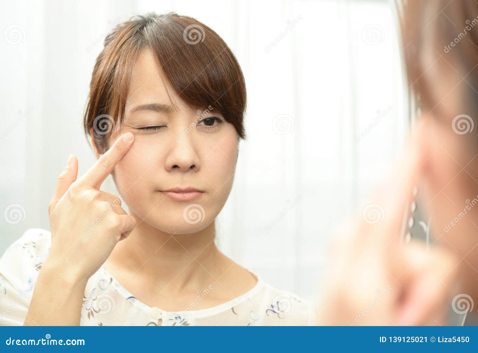 Woman having skin problems stock image. Image of problems - 139125021