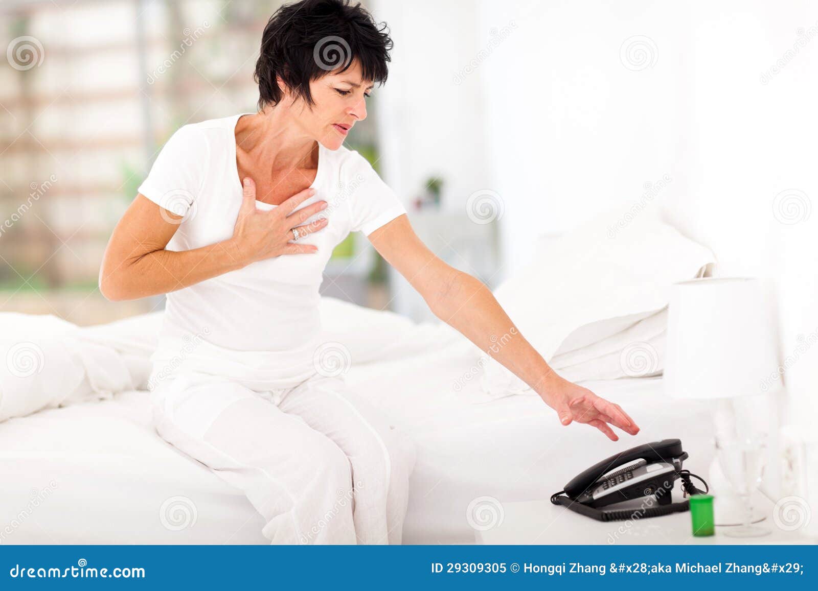 Woman heart attack stock image. Image of elegant, morning - 29309305