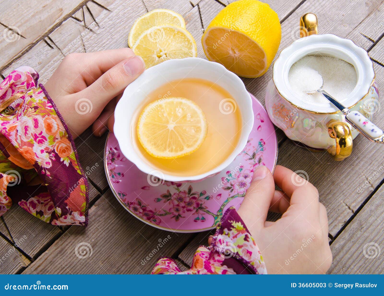 Woman Holding Hot Cup of Tea Stock Image - Image of saucer, fingers ...
