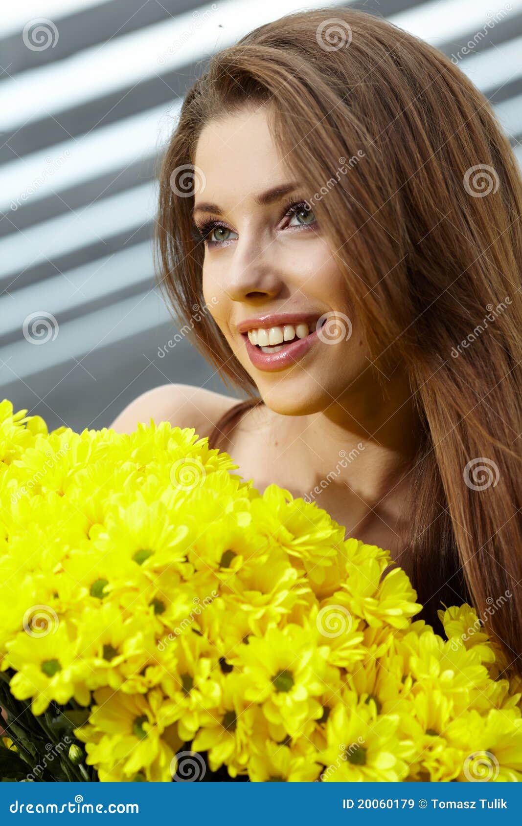 Woman Holding Yellow Flowers Stock Image - Image of happiness, blooming ...