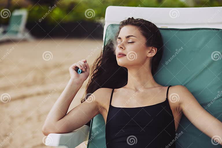 Woman Ocean Girl Sunbed Smiling Resort Lying Beach Sand Sea Lifestyle