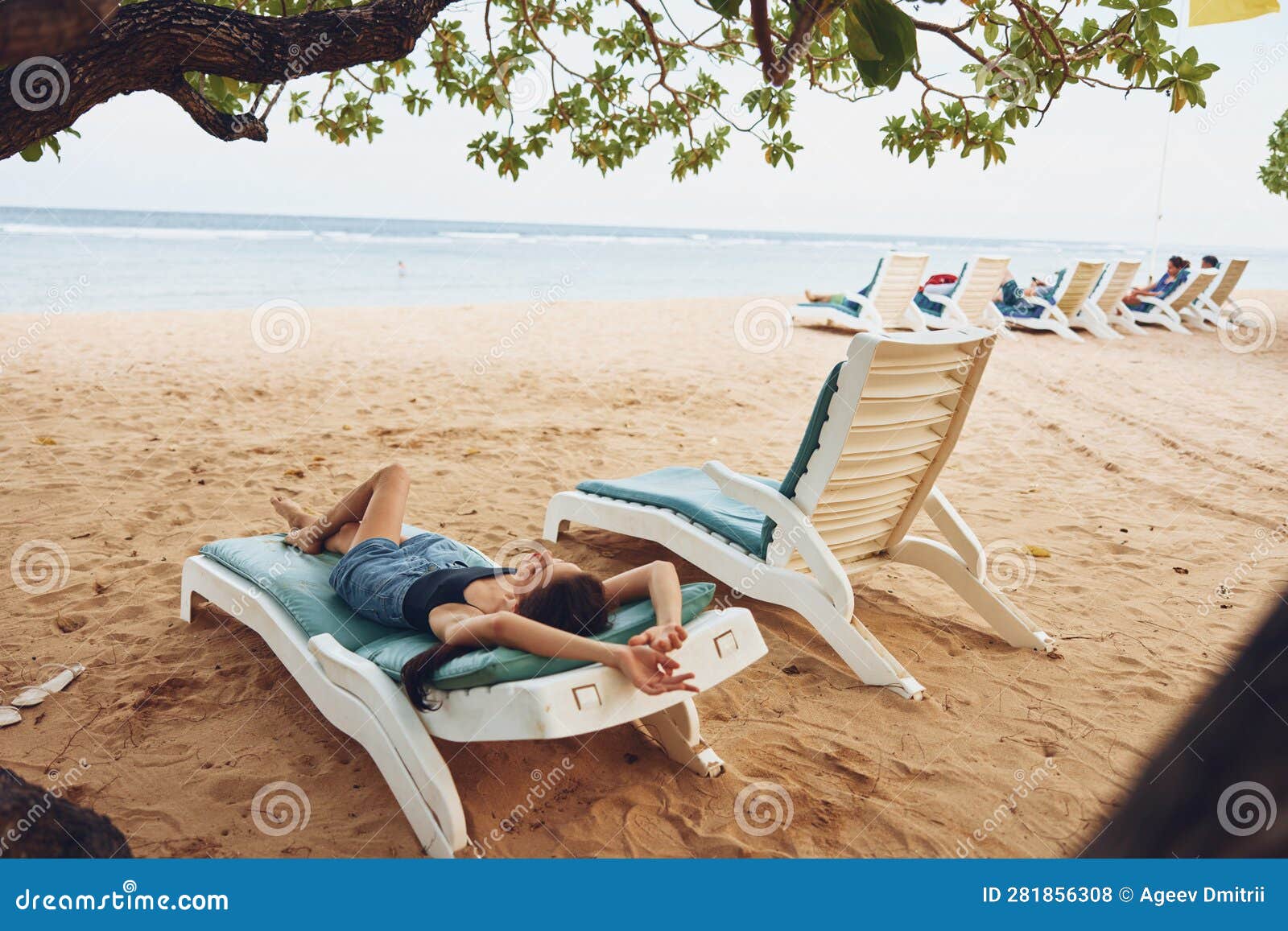Woman Holiday Sand Ocean Resort Lifestyle Smiling Lying Sea Beach