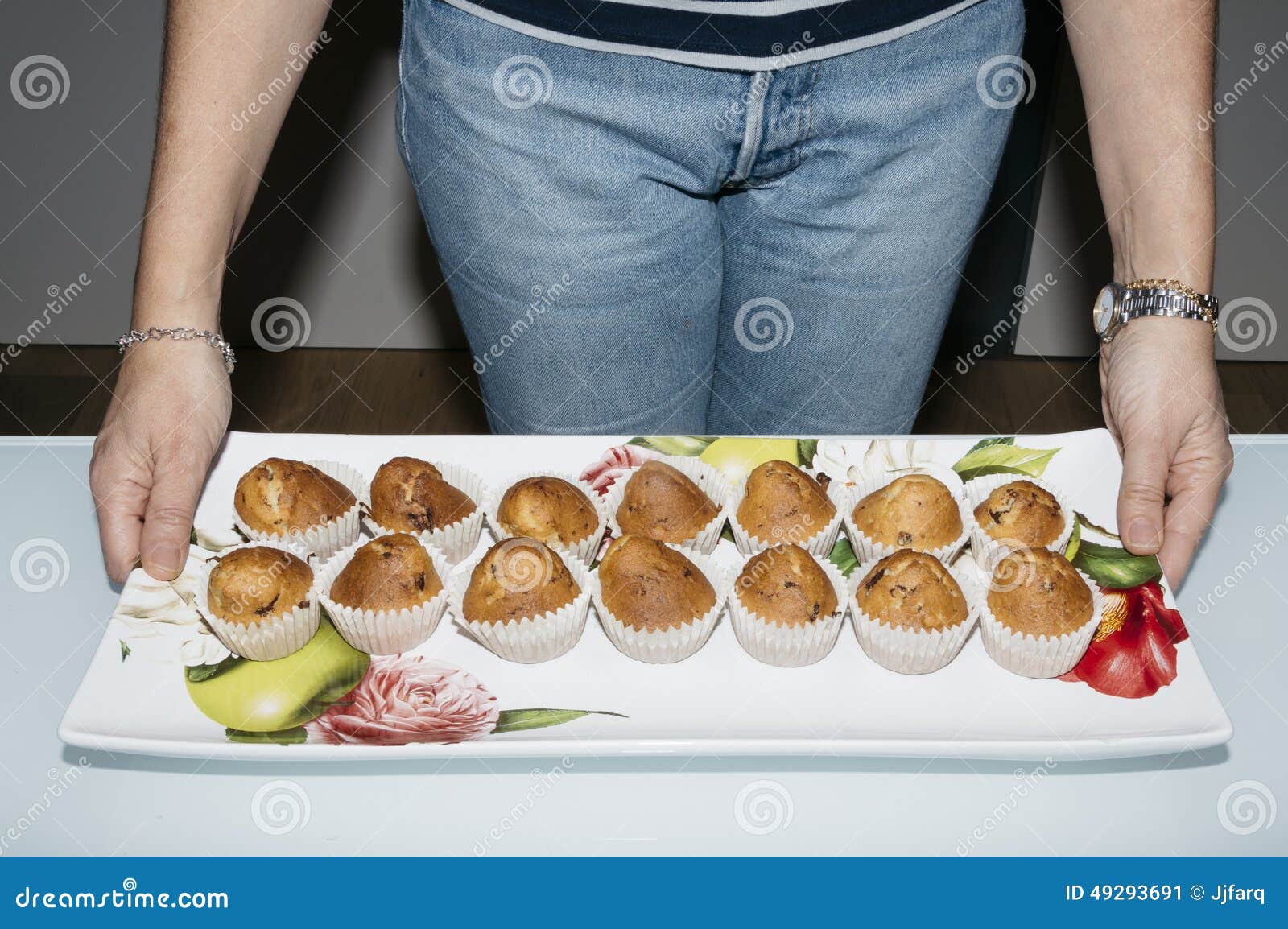 Woman with Home Made Muffins Stock Image - Image of oven, expressing ...