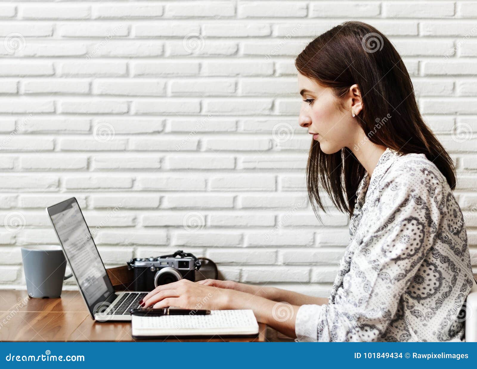 Woman Journalist Working As Reporter, Correspondent Or Broadcast News ...