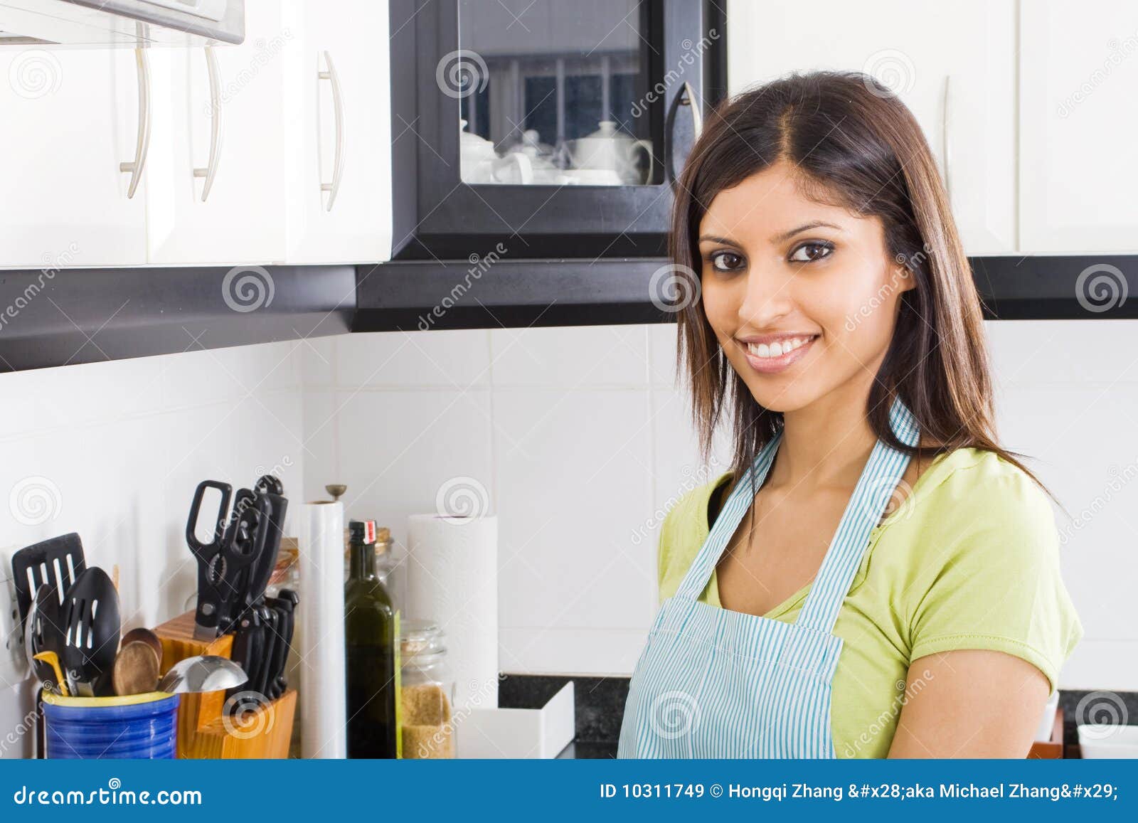 Woman in kitchen stock image. Image of cutting, chop - 10311749