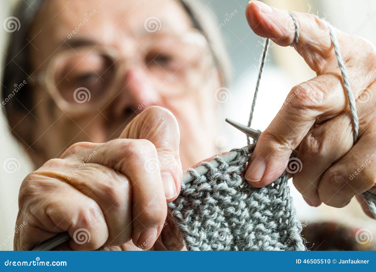 Woman knitting stock photo. Image of handcraft, fashion - 46505510
