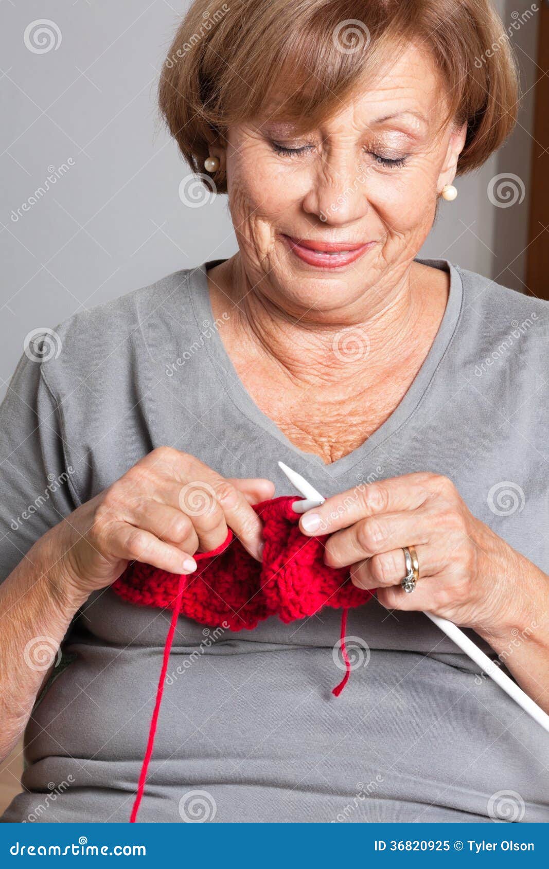 Woman Knitting stock image. Image of ring, senior, person - 36820925