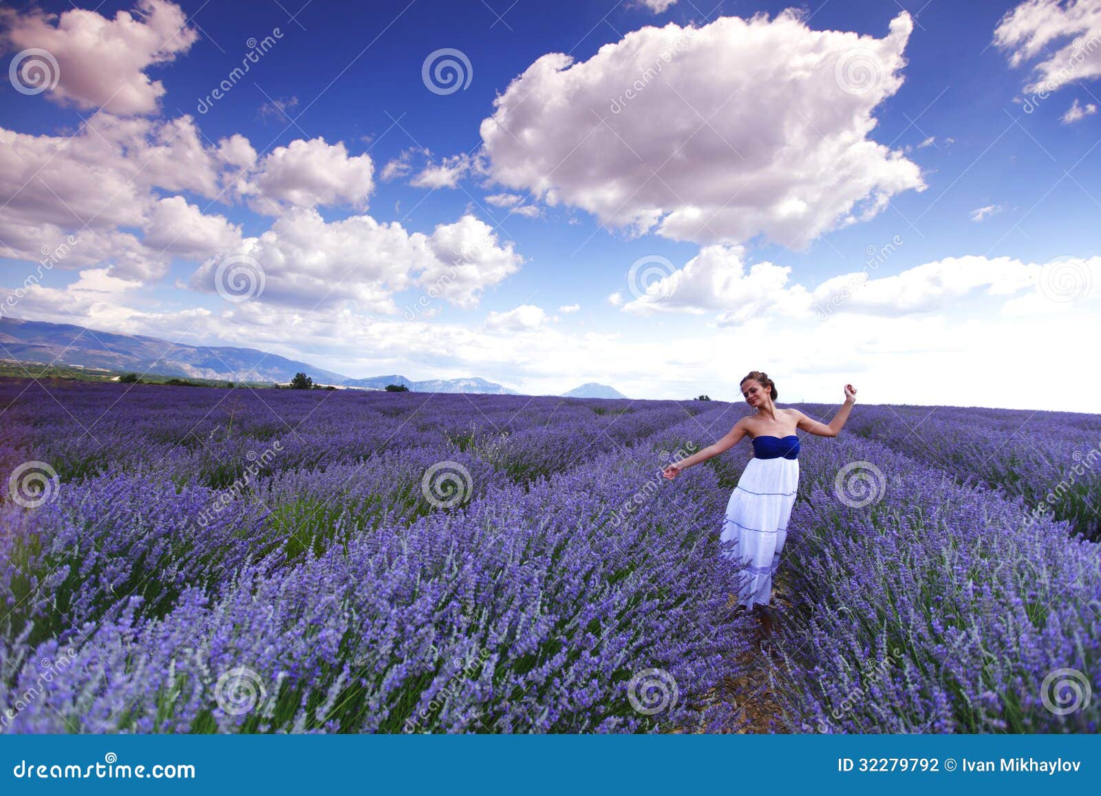 Woman on lavender field stock photo. Image of caucasian - 32279792