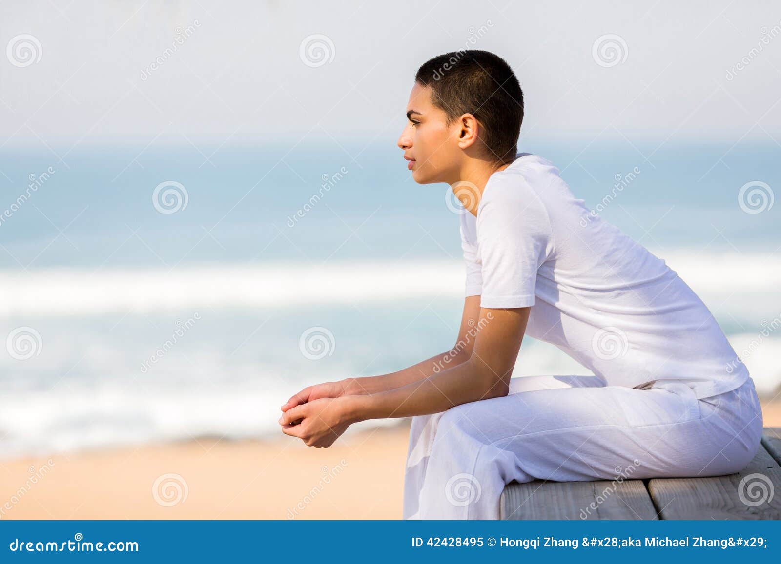 Woman Looking into Distance Stock Image - Image of lady, cute: 42428495