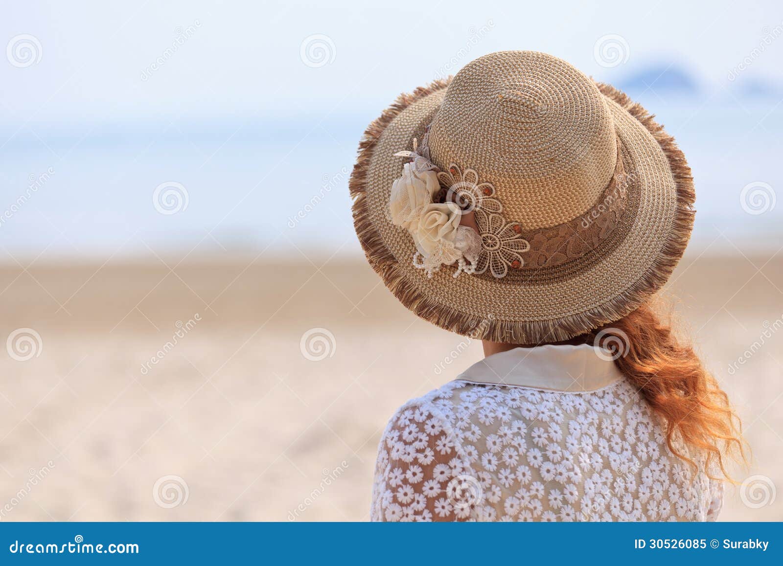 Woman looking into the sea stock image. Image of water - 30526085
