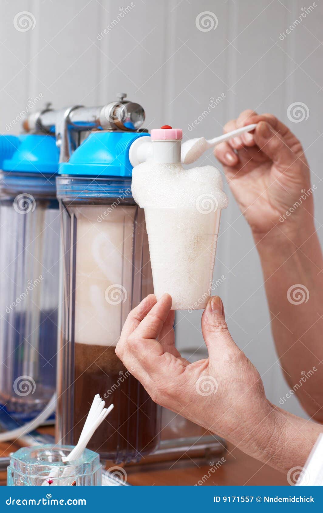 Woman make oxygen cocktail stock image. Image of care - 9171557