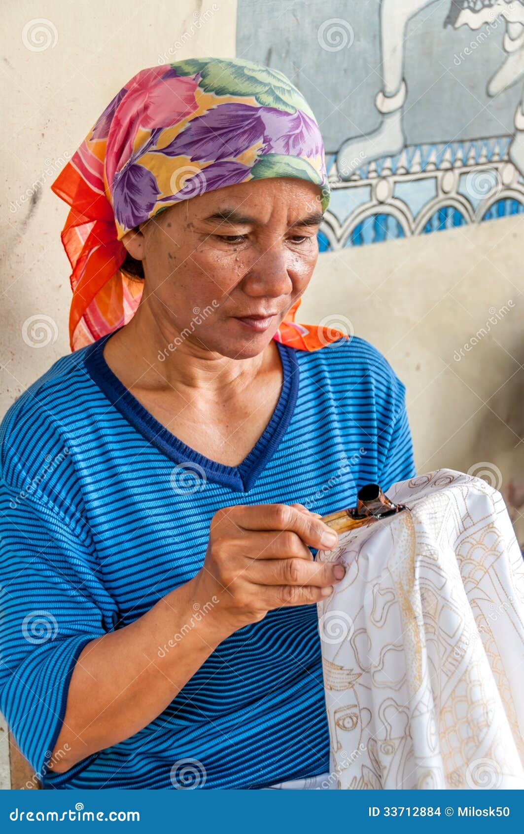 Woman Making Batik editorial stock image. Image of people - 33712884