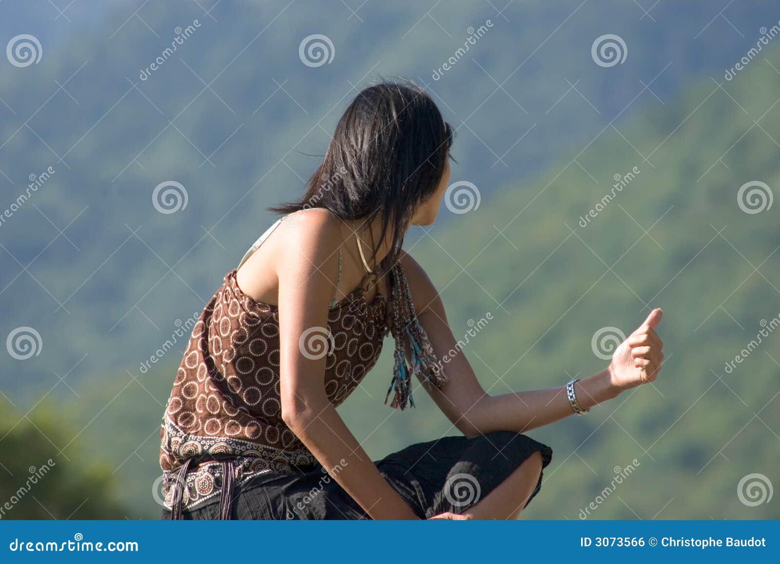 Woman Making of Hitch-hiking Stock Photo - Image of beauty, film: 3073566