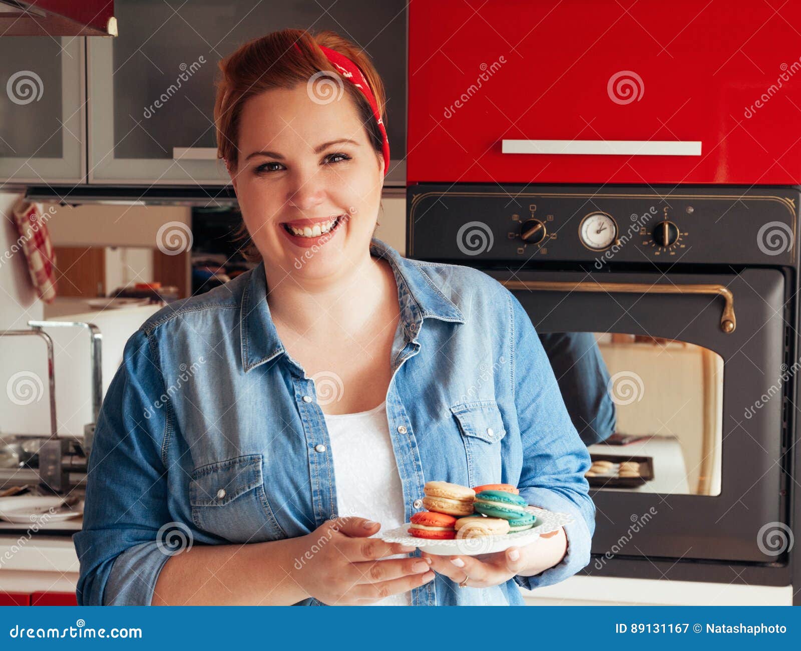 Woman Making Macarons stock image. Image of baking, food - 89131167