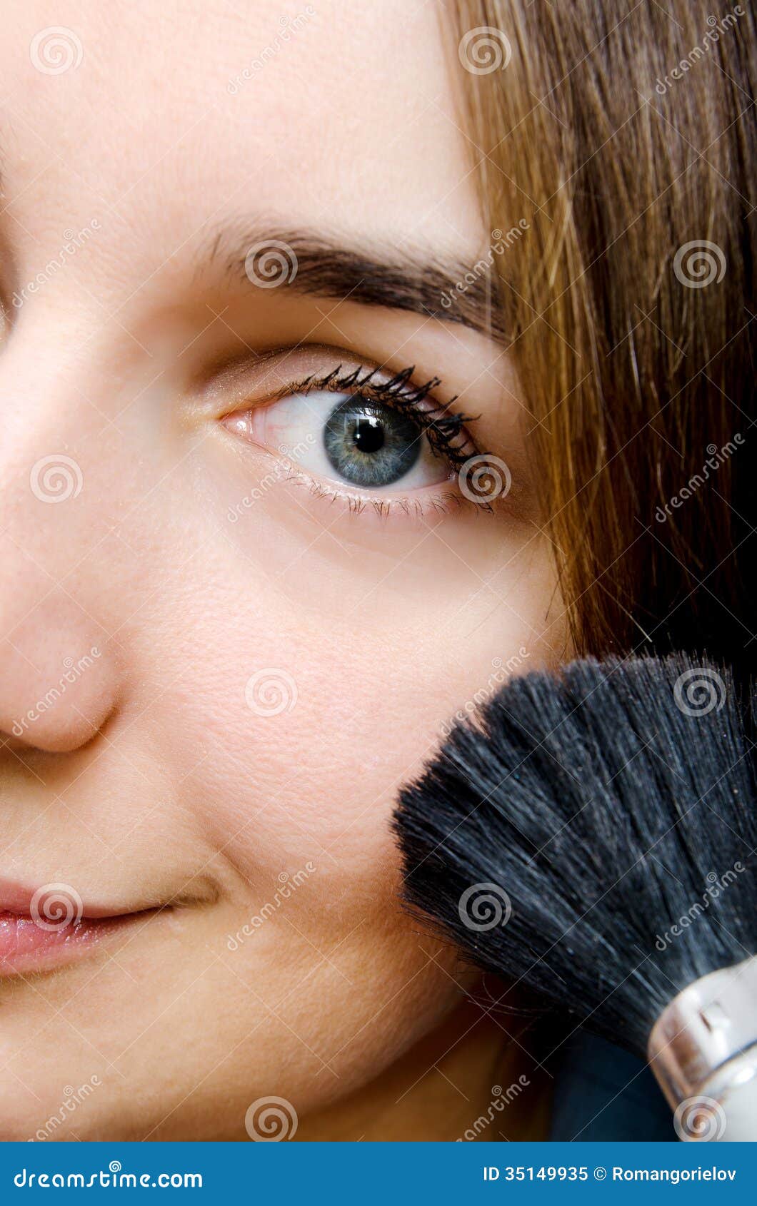 Woman with mascara stock image. Image of look, long, color - 35149935