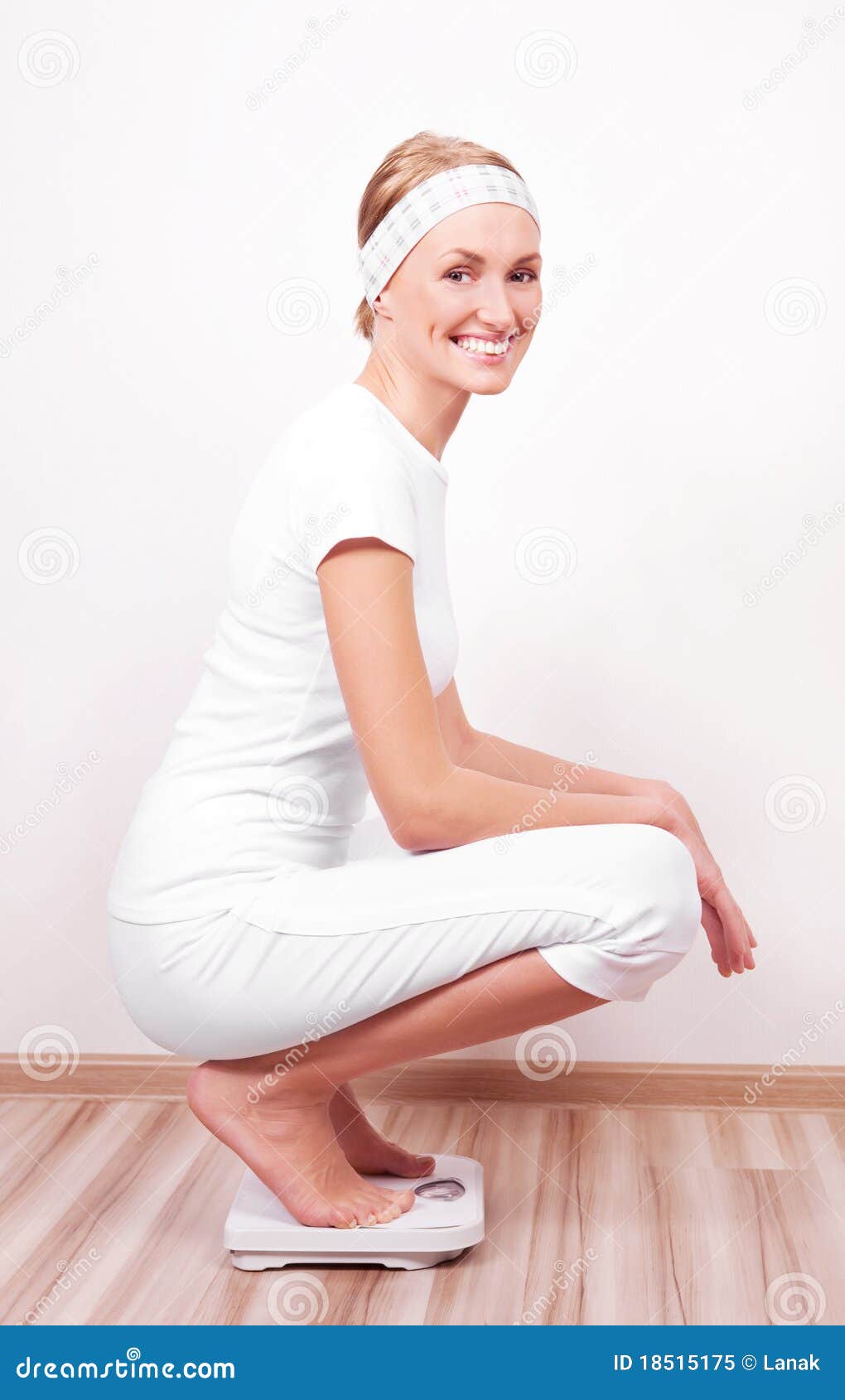 Woman measuring weight stock image. Image of scales, attractive - 18515175