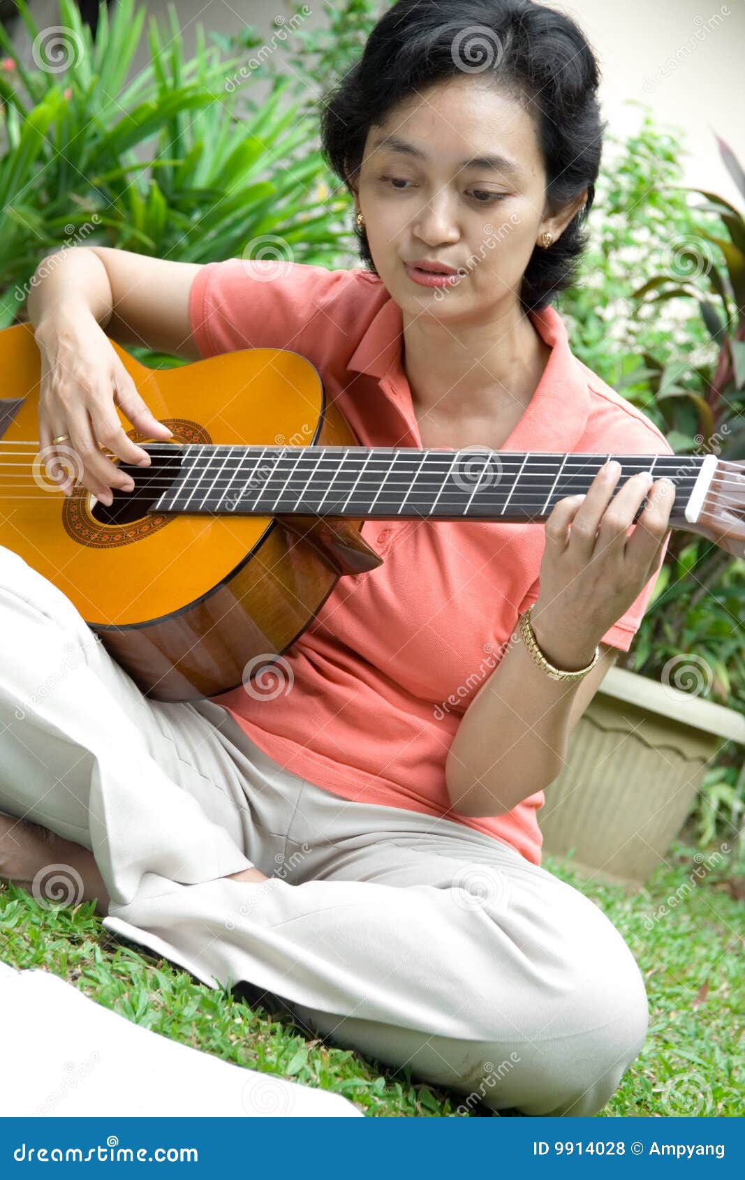 Woman playing guitar stock photo. Image of sing, female - 9914028