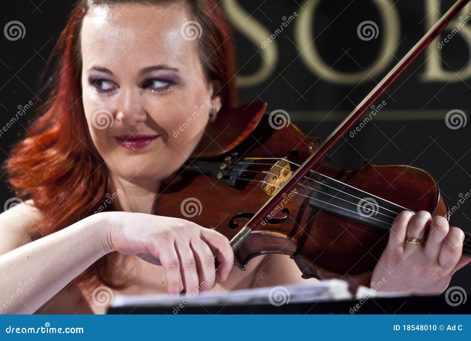 Woman Playing the Violin at the Vienna Ball Editorial Image - Image of ...