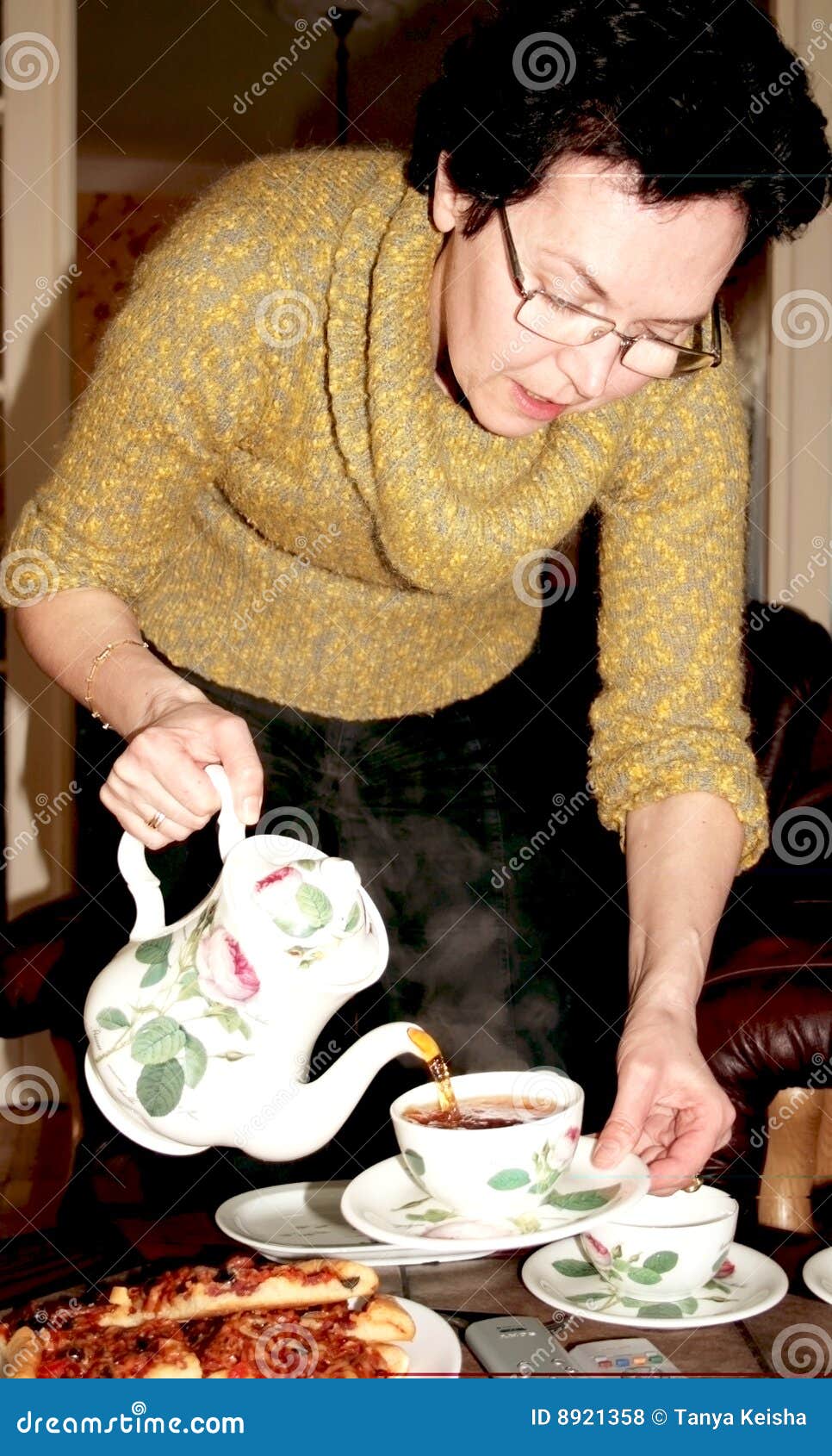 Woman pouring tea stock photo. Image of casual, cake, sweet - 8921358