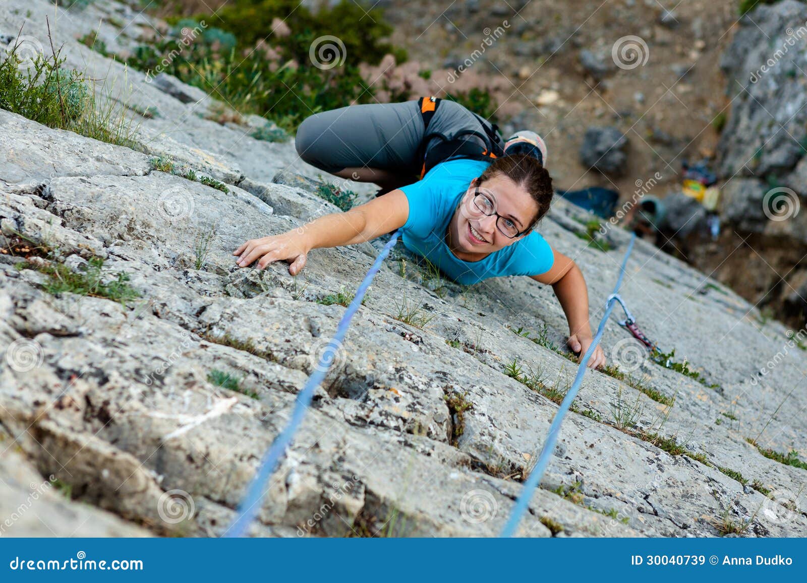 Woman climbing stock image. Image of adventure, extreme - 30040739