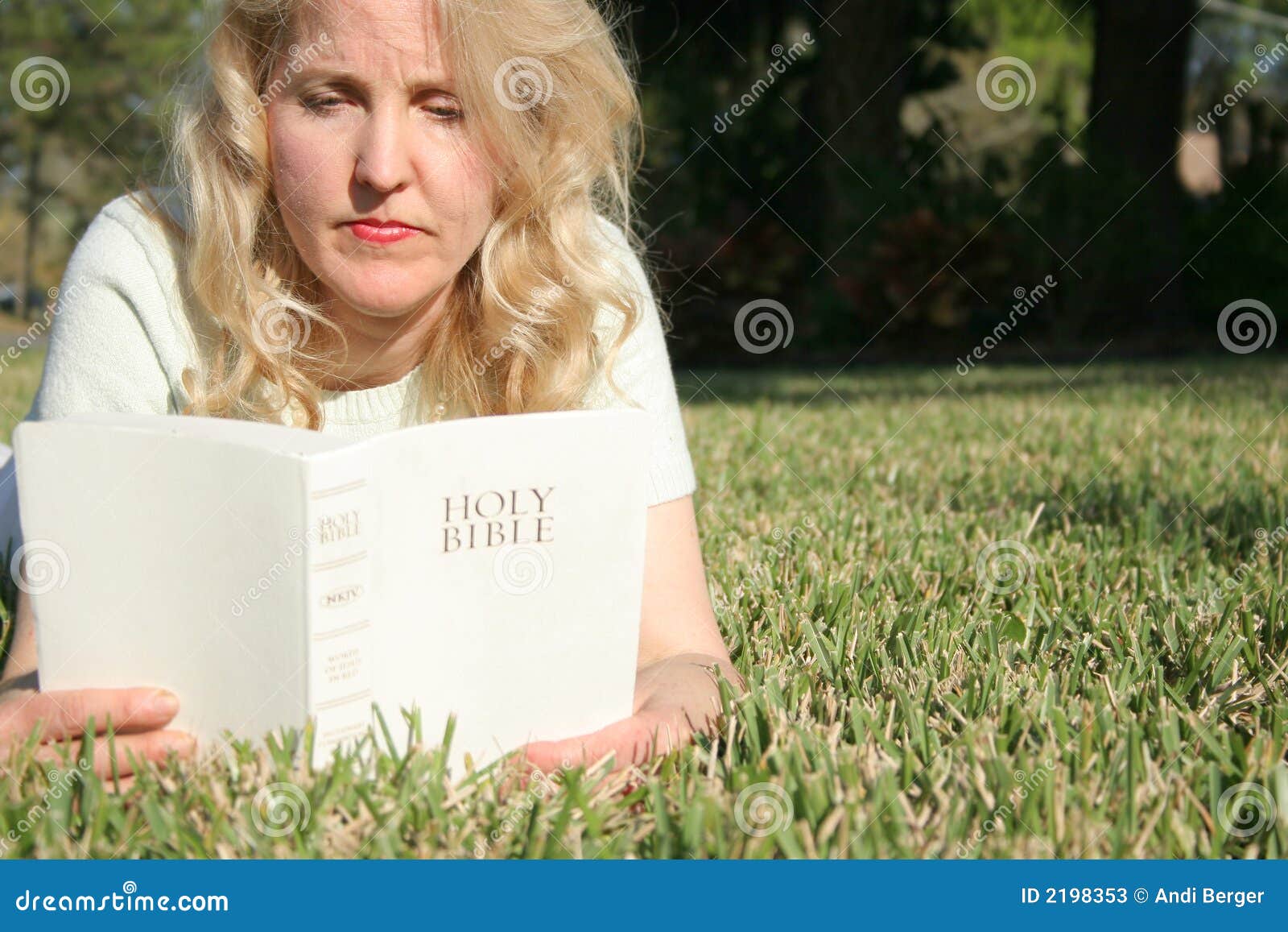 Woman Reading Holy Bible in Gr Stock Image - Image of faith, child: 2198353
