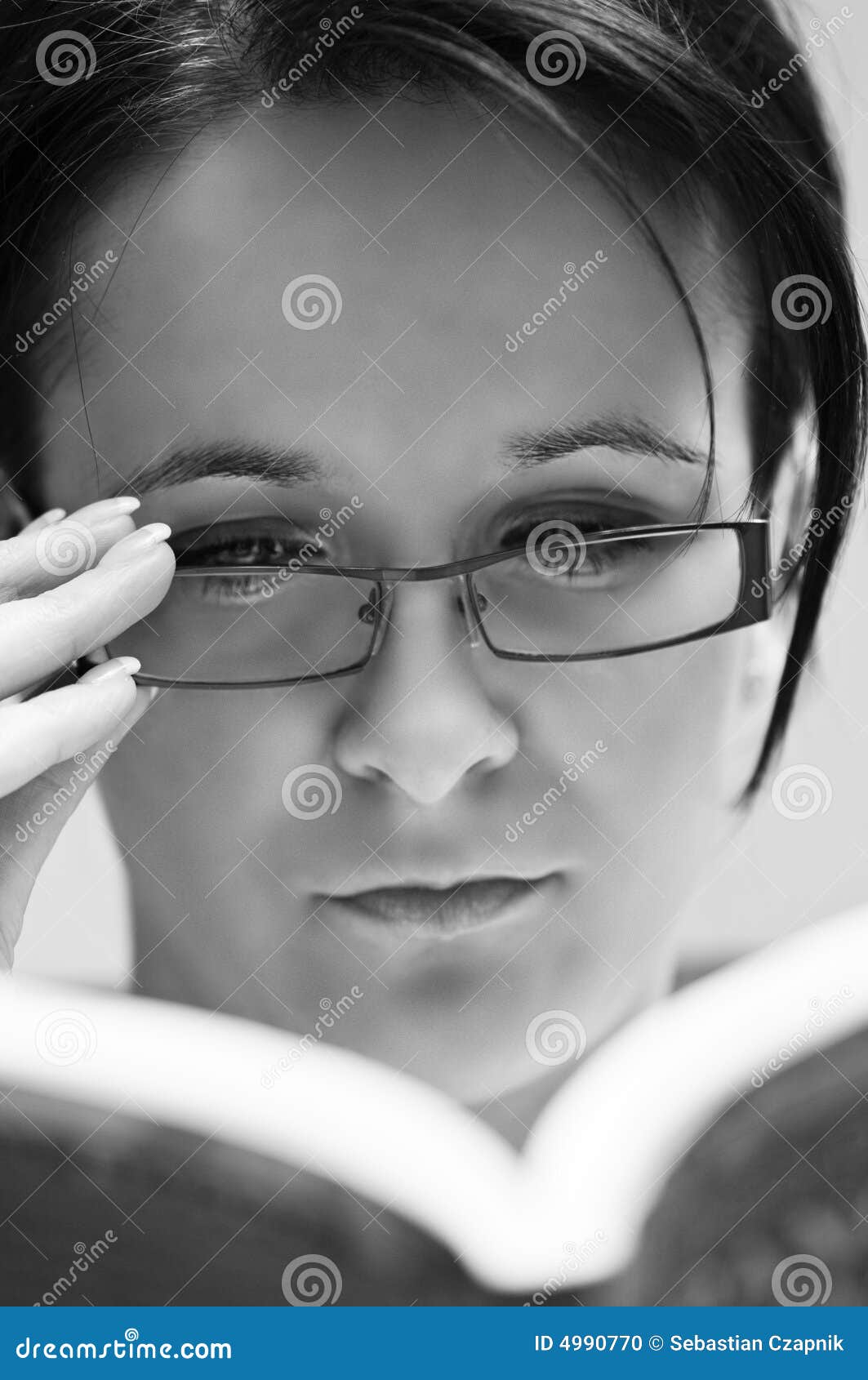 Woman reading portrait stock photo. Image of student, serious - 4990770