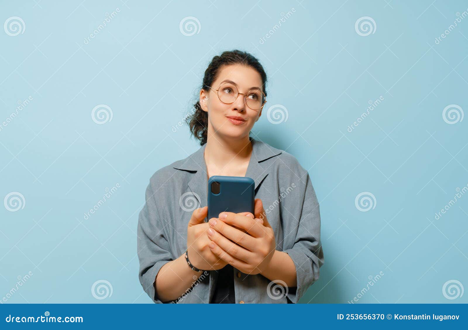 Woman Reflecting and Looking at Screen of Phone Stock Photo - Image of ...