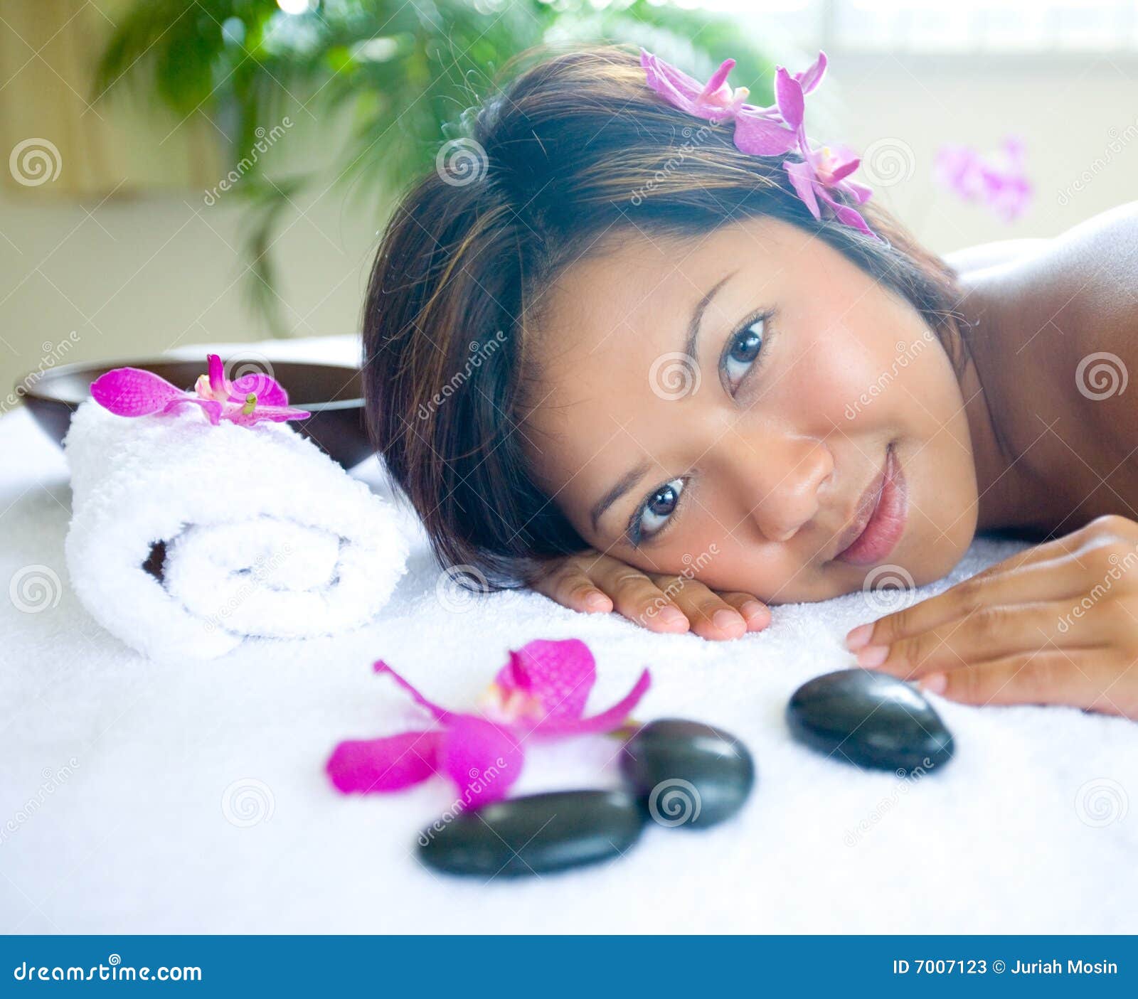 Woman relaxing in day spa stock image. Image of hands - 7007123
