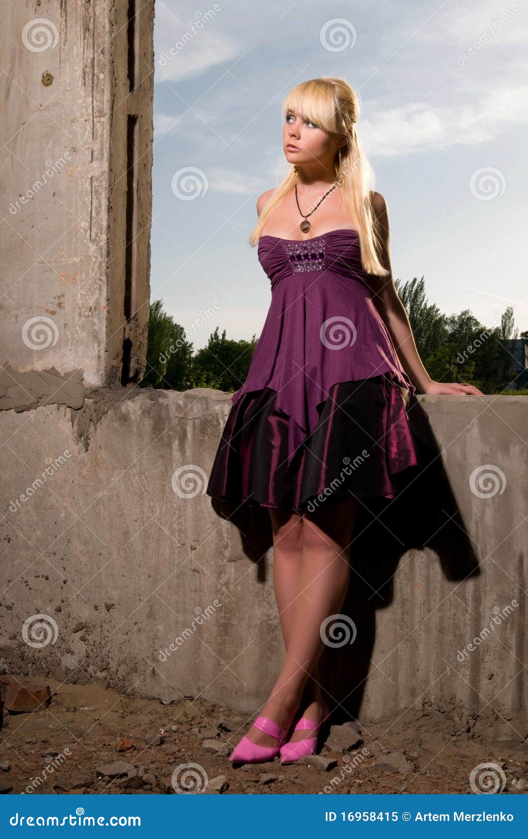 Woman on the ruins stock image. Image of ruins, architecture - 16958415
