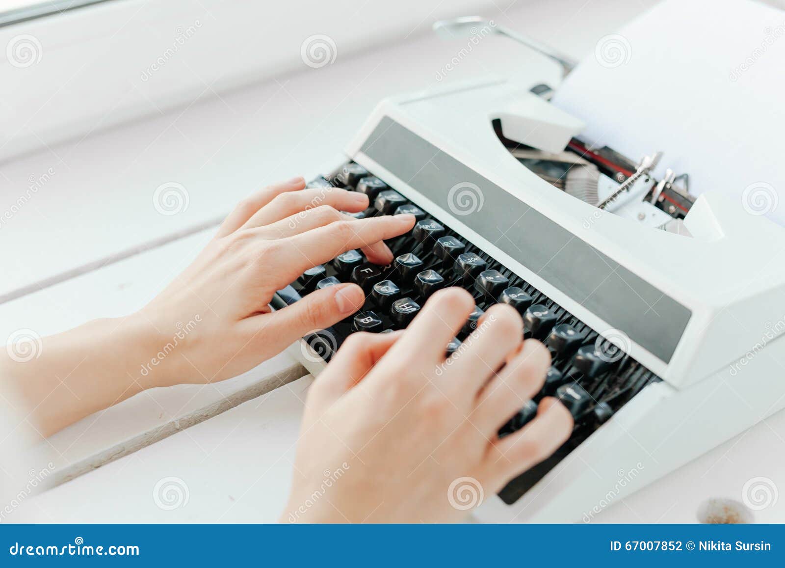 Woman S Hand Typing on Retro Machine Stock Photo - Image of beauty ...