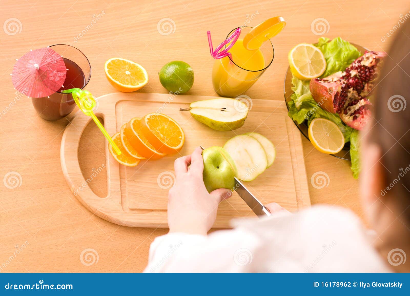 Woman S Hands Cutting Apple Stock Photo - Image of freshness, chopped ...