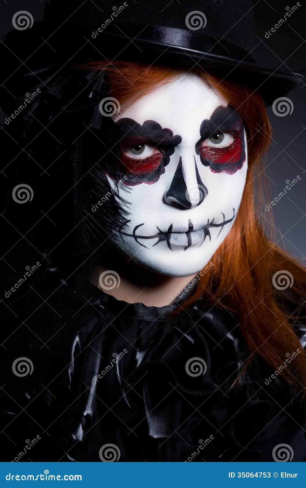 Woman satana in halloween stock image. Image of black - 35064753