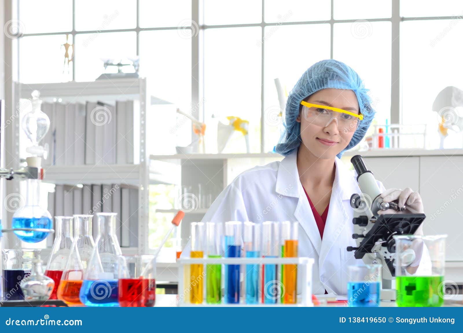 Woman Scientist Doing Experiment. Stock Photo - Image of doctor ...