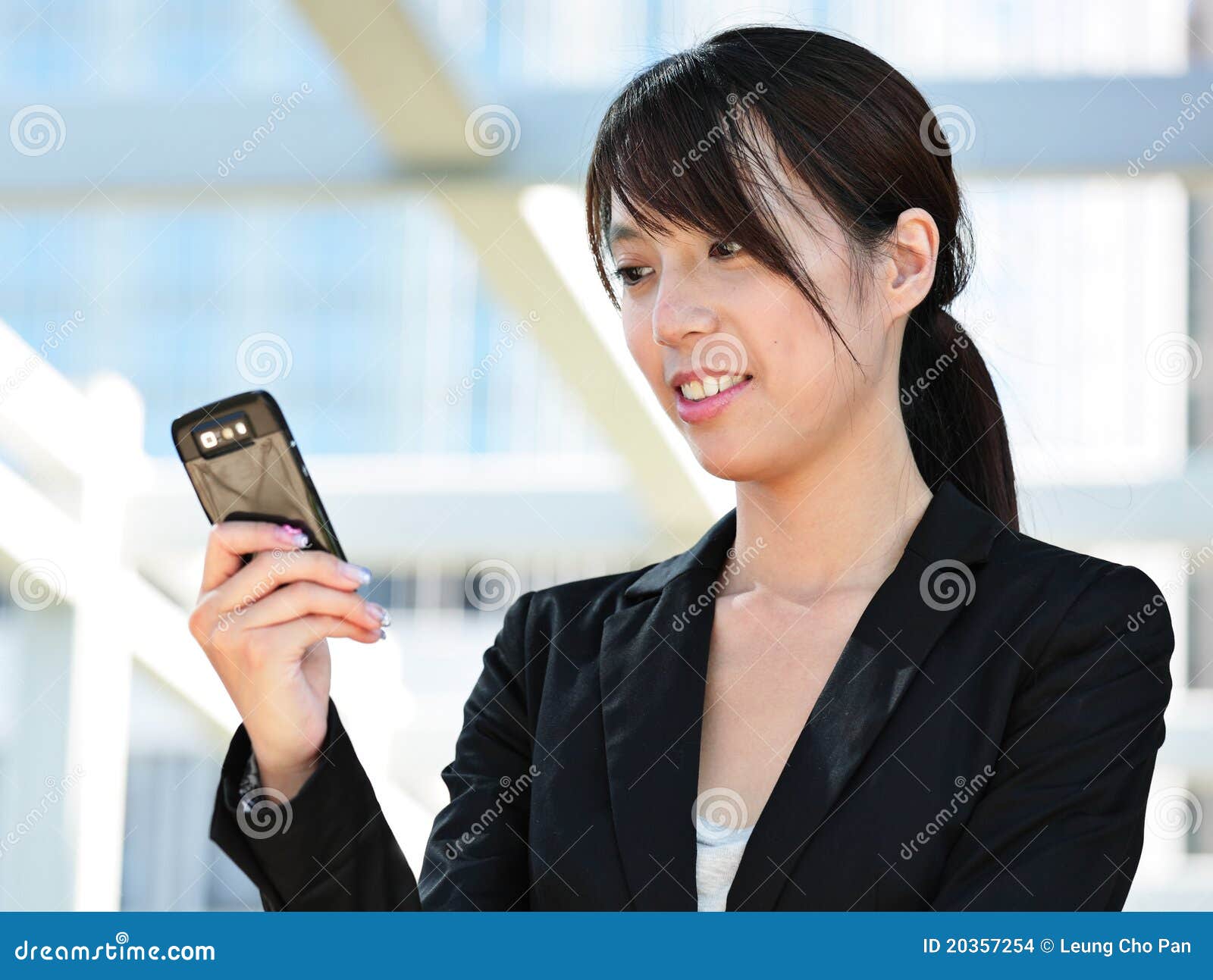 Woman Sending Message on Phone Stock Photo - Image of cell, call: 20357254