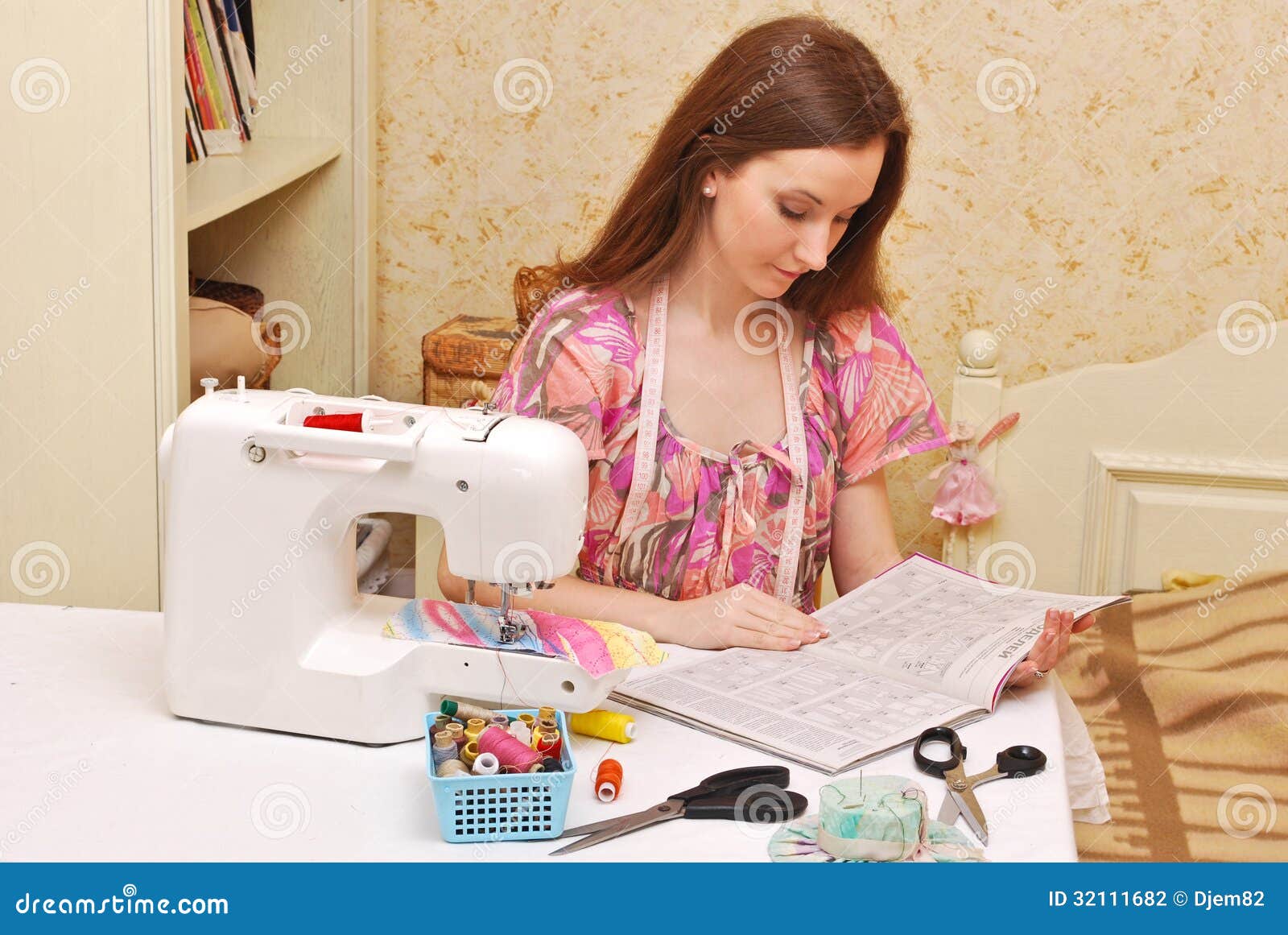 Woman sewer stock photo. Image of occupation, female - 32111682