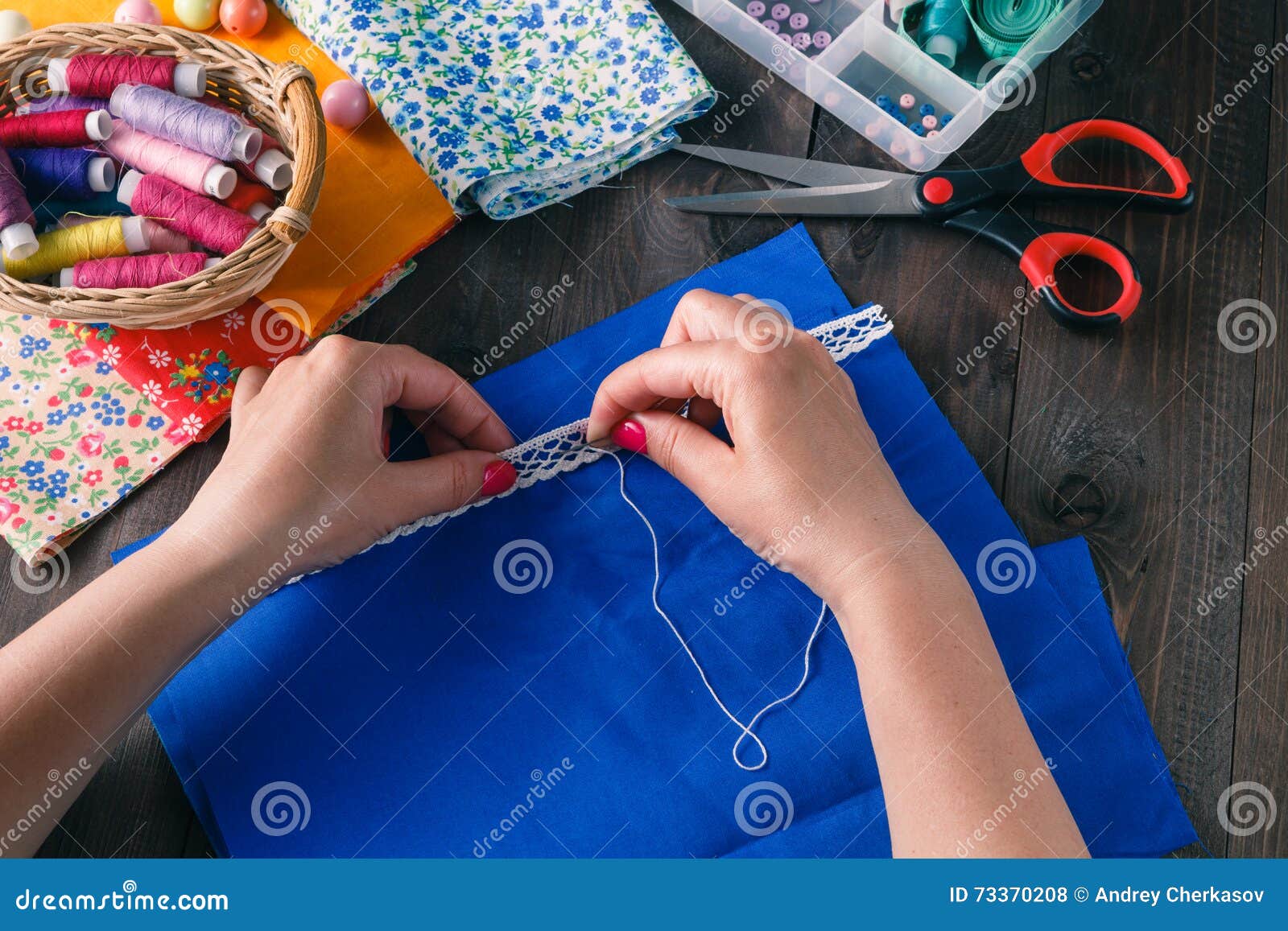 The Woman Sewing the Clothing. Stock Photo - Image of asian, lady: 73370208