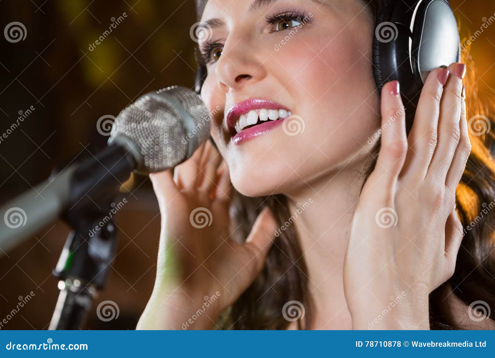 Woman singing in bar stock photo. Image of luxury, nightlife - 78710878