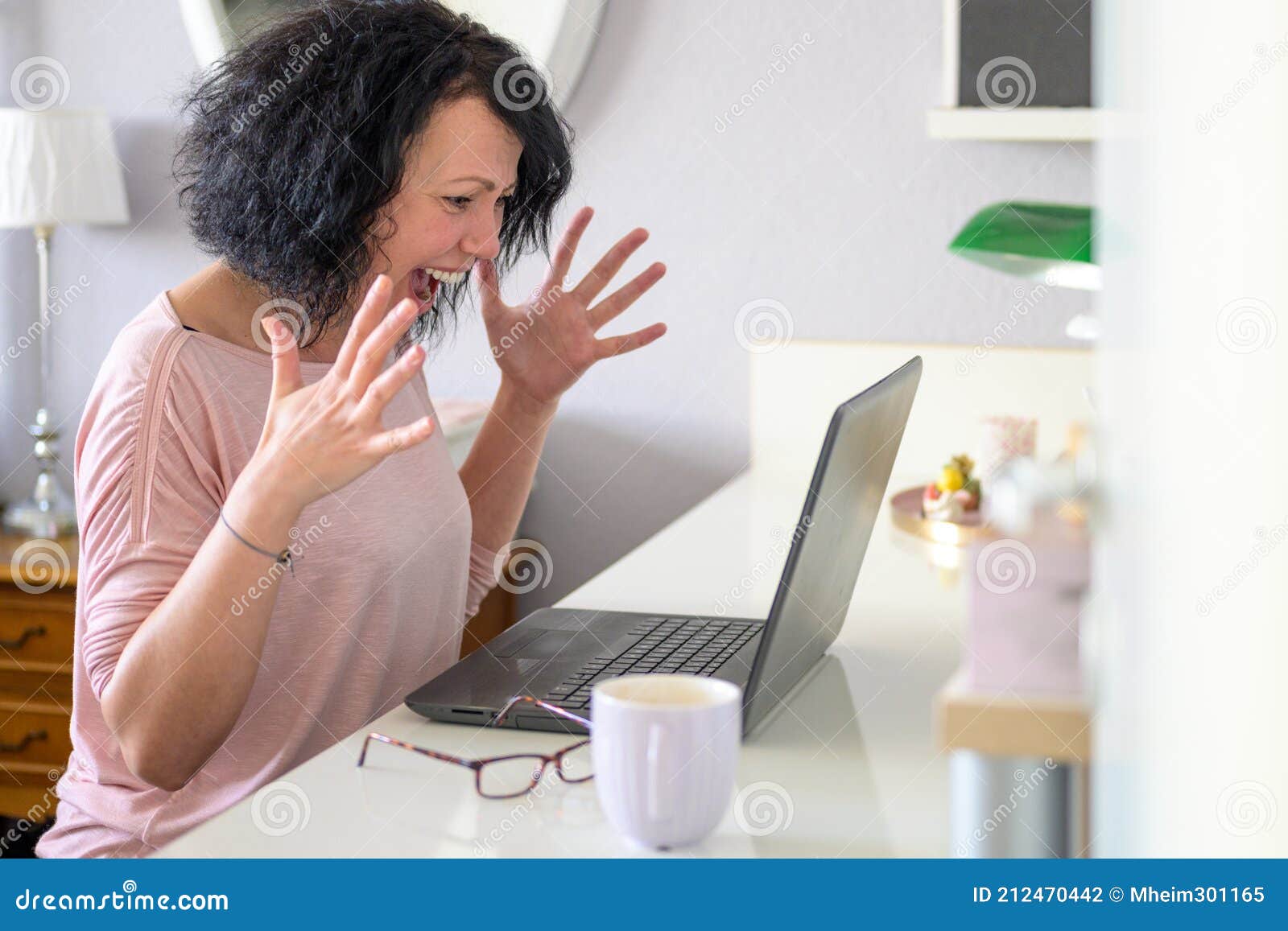 Woman Screaming in Front of Her Computer Stock Photo - Image of worried ...