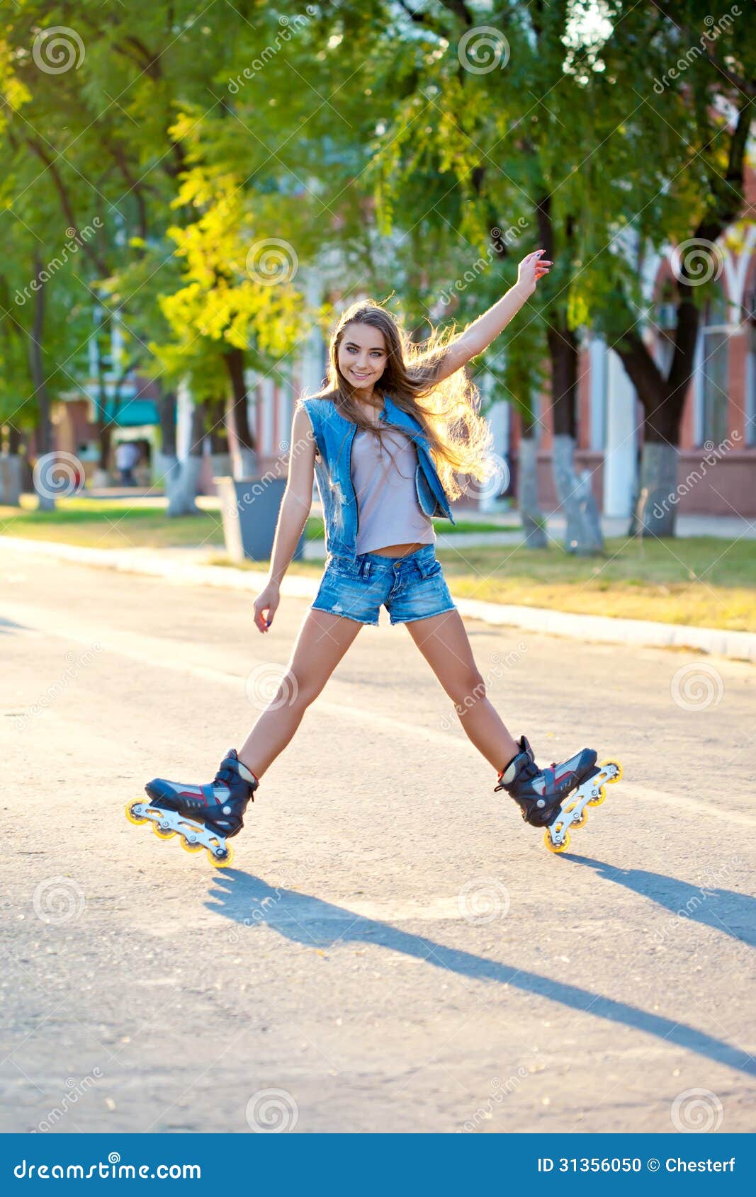 Woman Skating during Sunset Stock Photo - Image of person, roller: 31356050