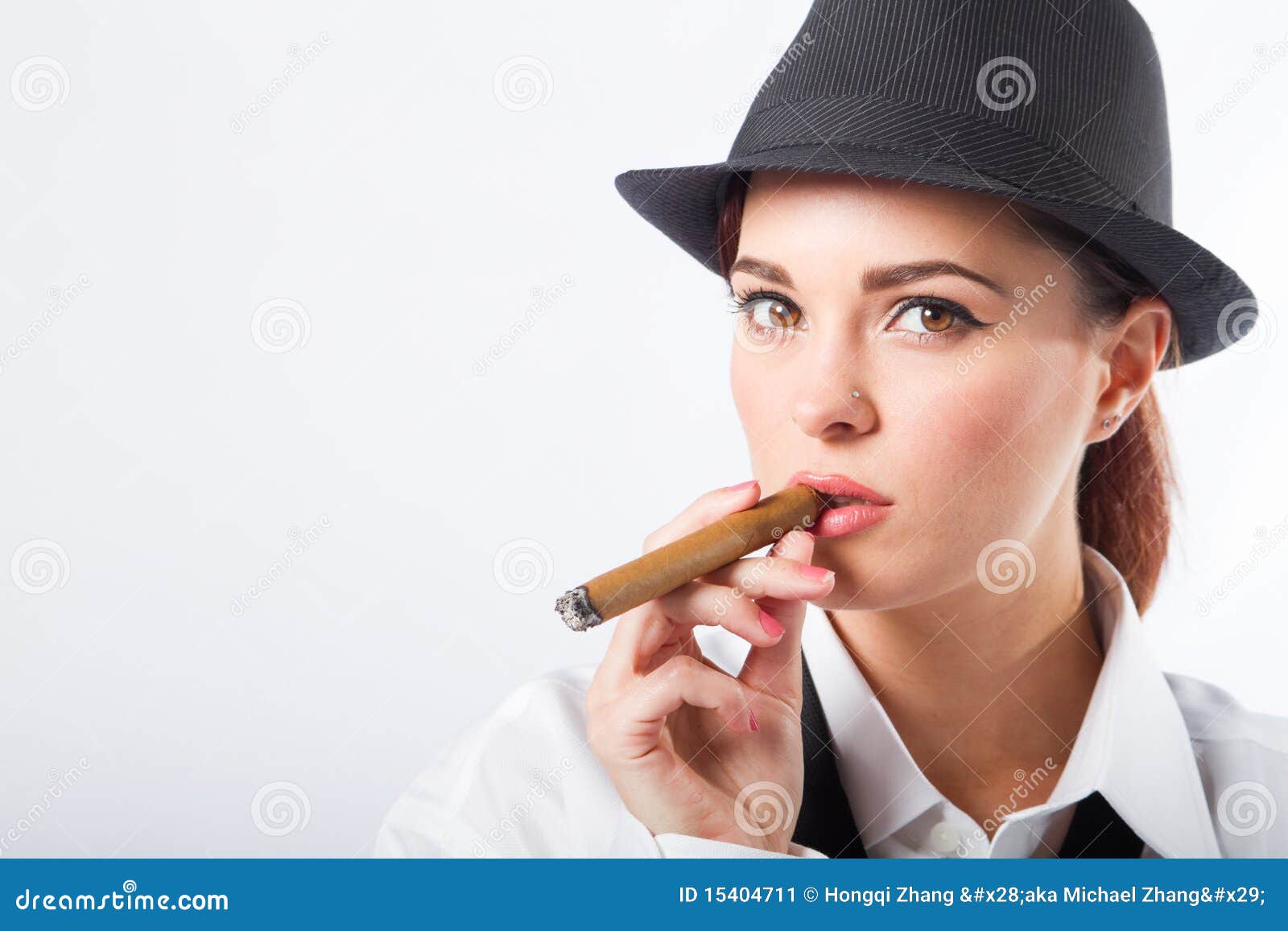 Woman smoking cigar stock image. Image of fashion, caucasian - 15404711